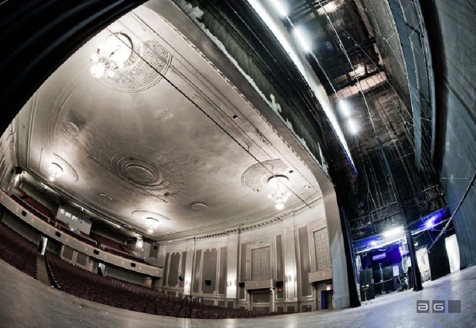 Danforth Music Hall by Lucia Remedios – Analogue Gallery